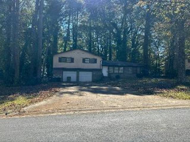 Palisades Drive