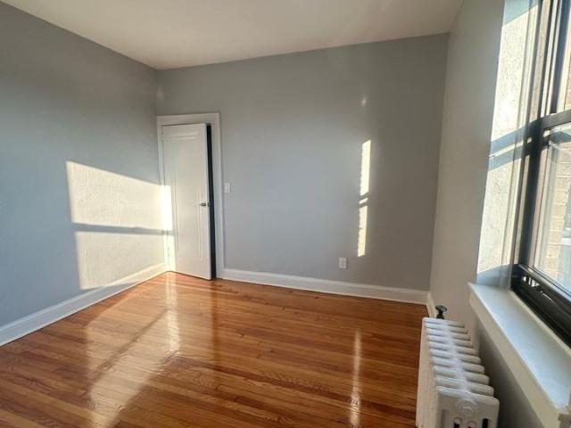 Palisades Towers 1 Bedroom Apartment for Rent at 1 W Palisades Blvd, Palisades Park, NJ 07650