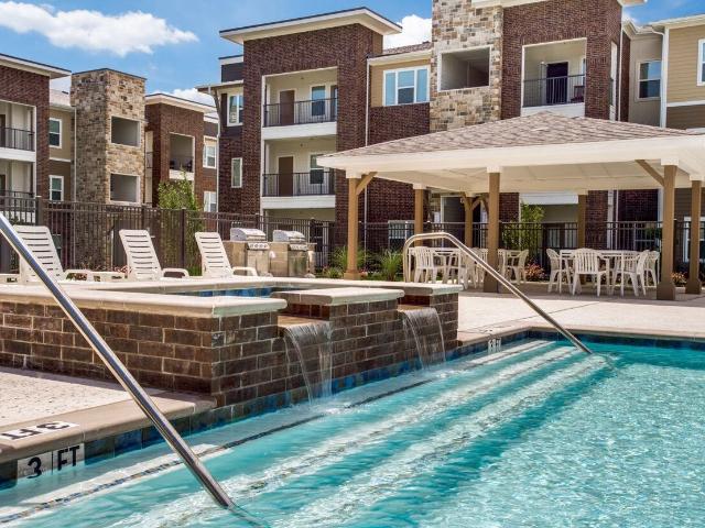 Palladium East Berry Street 1 Bedroom Apartment for Rent at 2350 E Berry St, Fort Worth, TX 76119