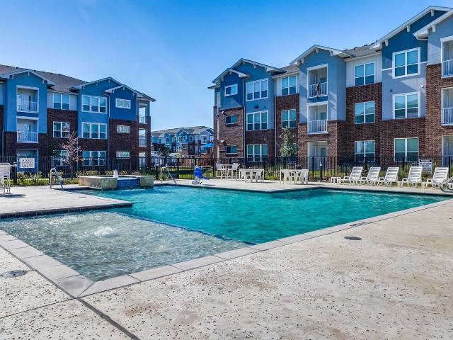 Palladium Simpson Stuart 3 Bedroom Apartment for Rent at 3440 Simpson Stuart Rd, Dallas, TX 75241 South East Dallas