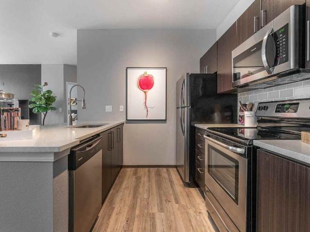 Pallas Townhomes and Apartments 3 Bedroom Apartment for Rent at 15021 Sw Millikan Way, Aloha, OR 97003 Cooper Mountain Aloha North