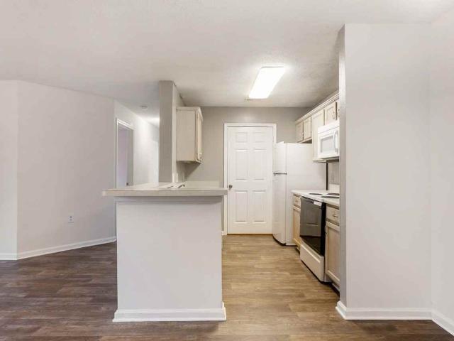 Palm Club Apartment Homes 2 Bedroom Apartment for Rent at 111 S Palm Dr, Brunswick, GA 31525
