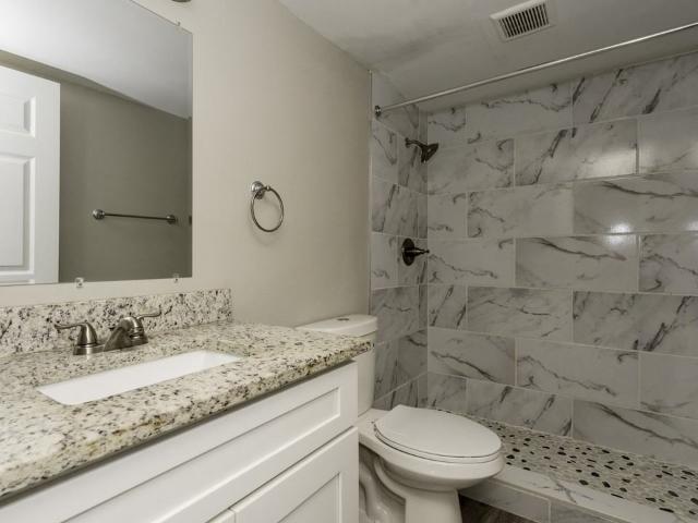 Palm Cove Apartments 1 Bedroom Apartment for Rent at 886 S Nova Rd, Daytona Beach, FL 32114
