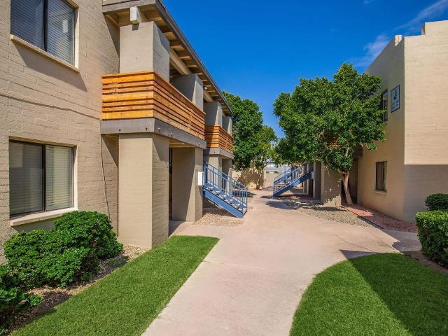 Palm Desert Apartments 2 Bedroom Apartment for Rent at 8429 N 27th Ave, Phoenix, AZ 85051