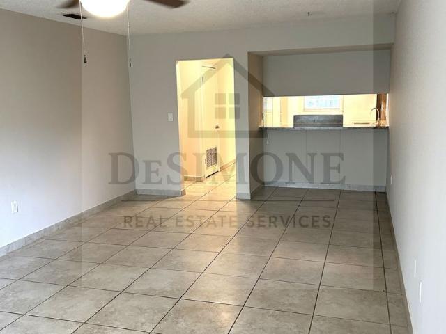 Palm Lake Apartments