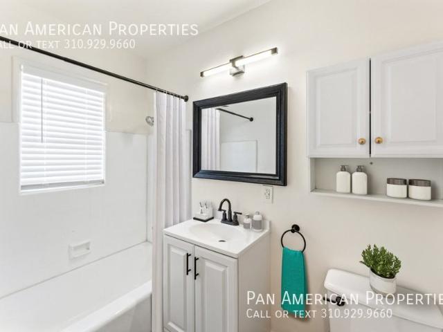 Palm Terrace 1 Bedroom Apartment for Rent at 440 Orange Ave, Long Beach, CA 90802 Franklin School