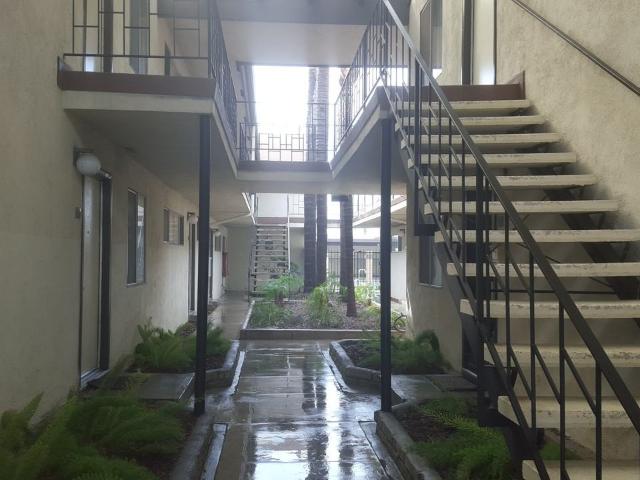 Palm Villa 1 Bedroom Apartment for Rent at 3550 Los Flores Blvd, Lynwood, CA 90262 Lynwood