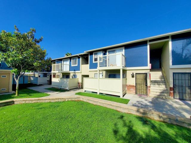 Palm Villas Apartments 2 Bedroom Apartment for Rent at 411 S Johnson Ave, El Cajon, CA 92020 El Cajon