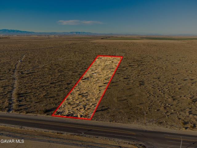 Palmdale Blvd E, Palmdale, CA 93552 | MLS #26001