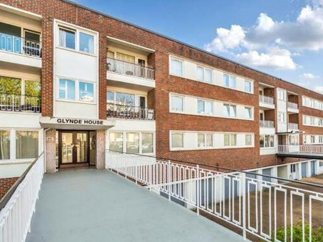 Palmeira Avenue, Hove, 2 Bedroom Apartment