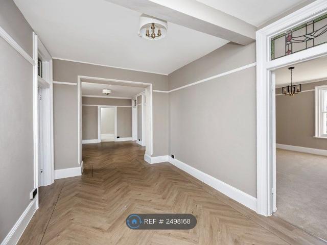 Palmeira Square, Hove BN3, 3 bed flat to rent, £3,250 pcm | PrimeLocation