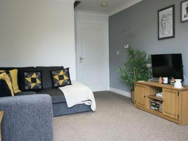 Palmer Close, Ramsey, Huntingdon PE26, 1 bed terraced house to rent, £775 pcm | PrimeLocation