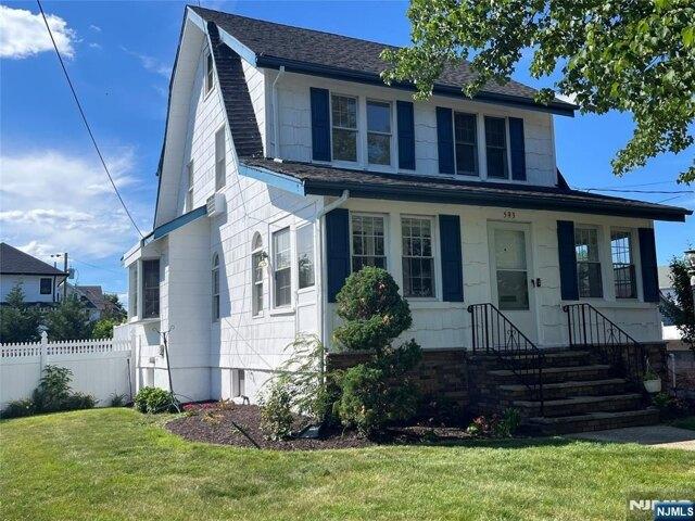 Palmer Ave, Maywood, Home For Sale