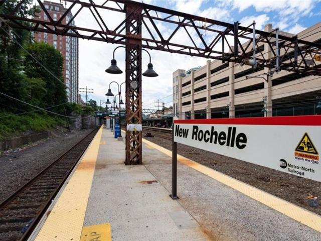 Palmer Ave Apt D, New Rochelle, Property For Sale
