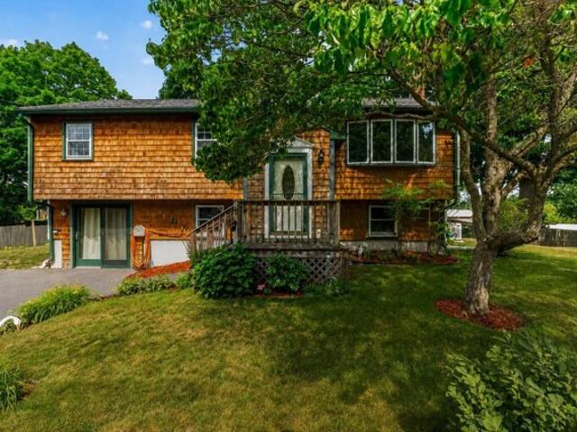 Palmer Ave, Kittery, Home For Sale