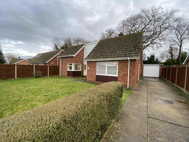 Palmer Drive, Lakenheath, BRANDON 3 bed detached bungalow to rent £1,215 pcm £280 pw