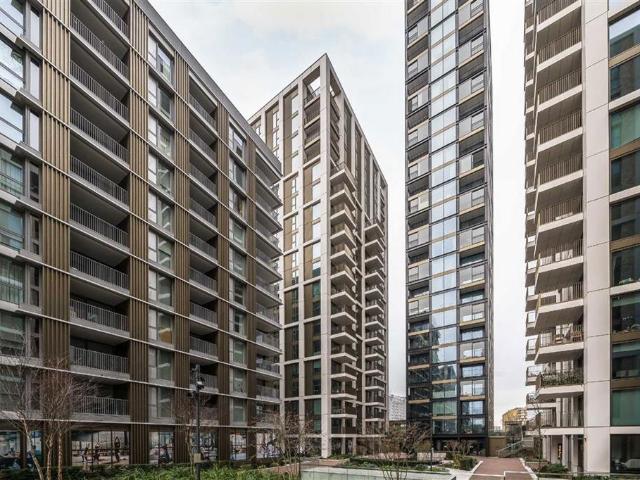 Palmer Road, London SW11 2 bed flat to rent £4,000 pcm £923 pw