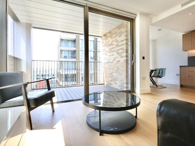 Palmer Road, London SW11, 2 bed flat to rent, £4,200 pcm | PrimeLocation