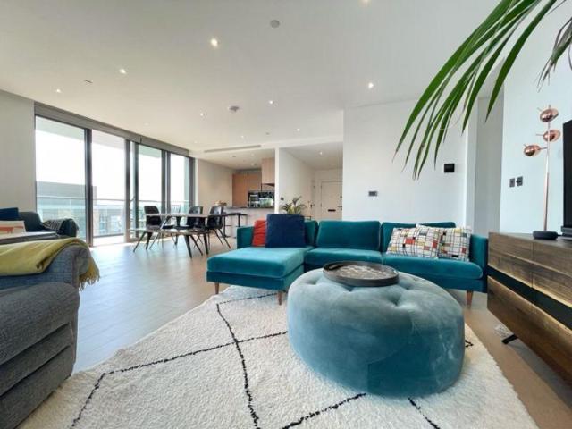 Palmer Road, SW11 3 bed apartment to rent £9,500 pcm £2,192 pw