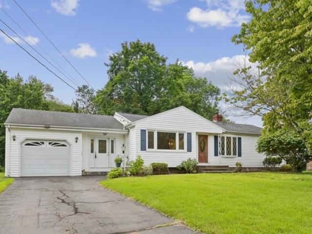Palmer Rd, North Haven, Home For Sale
