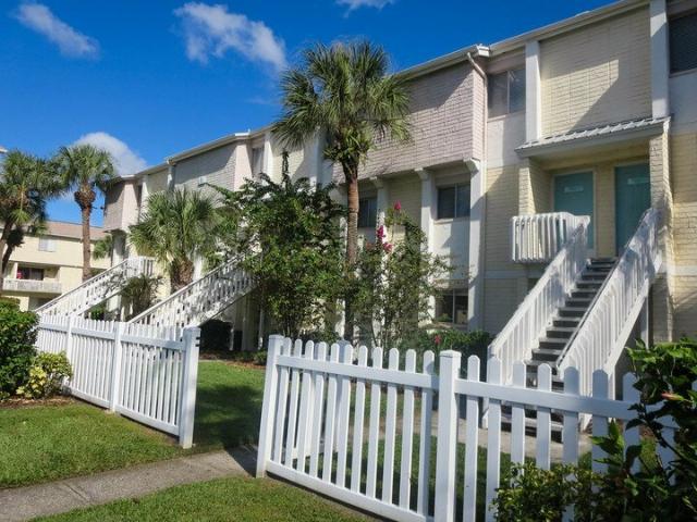 Palmera Pointe 4 Bedroom Apartment for Rent at 7425 Palmera Pointe Cir, Town 'n' Country, FL 33615 Town N County Park