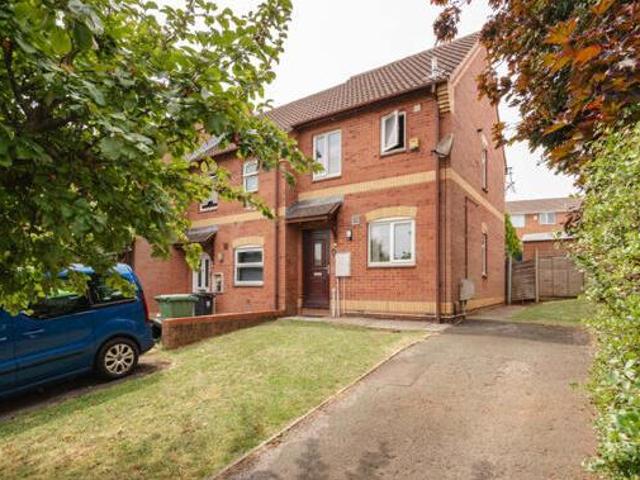 Palmers Leaze, Bradley Stoke, 2 Bedroom End