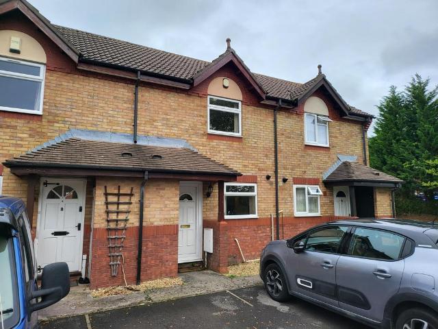 Palmers Leaze, Bradley Stoke, BRISTOL 2 bed terraced house to rent £1,475 pcm £340 pw