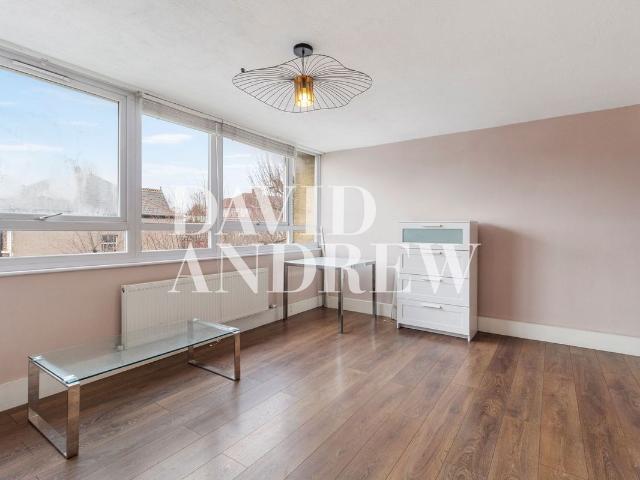 Palmers Road, London N11, 3 bed flat to rent, £2,000 pcm | PrimeLocation