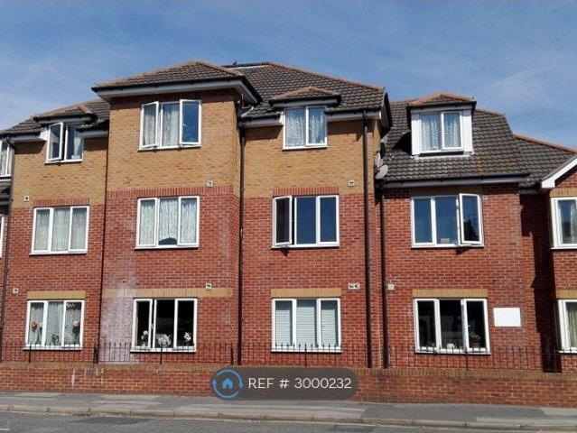 Palmerston Heights, Bournemouth BH1, 1 bed flat to rent, £799 pcm | PrimeLocation