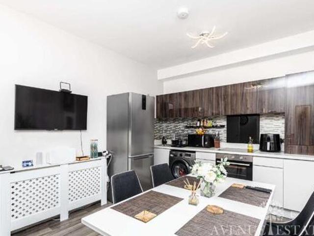 Palmerston Road, Corbin House, Bournemouth, 2 Bedroom Flat