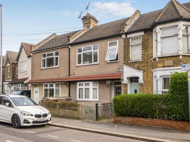 Palmerston Road, London, E17 1 bed flat to rent £1,550 pcm £358 pw