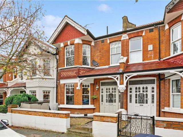 Palmerston Road, London SW14 4 bed house to rent £5,000 pcm £1,154 pw