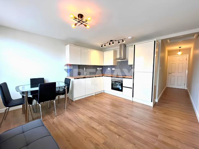 Palmerston Road, Walthamstow E17, 2 bed flat to rent, £2,000 pcm | PrimeLocation