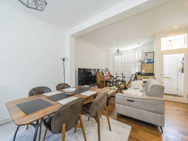 Palmerston Road, Wimbledon, SW19, London