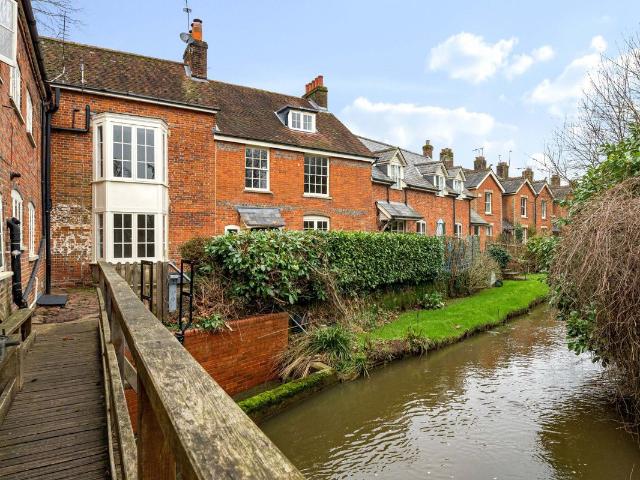 Palmerston Street, Romsey, Hampshire SO51, 4 bed terraced house to rent, £2,250 pcm | PrimeLocation