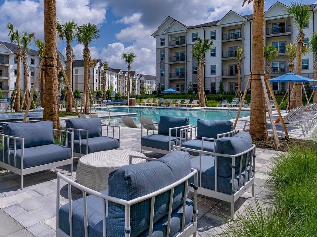Palmhouse 1 Bedroom Apartment for Rent at 1485 Fouraker Rd, Jacksonville, FL 32221 Rolling Hills