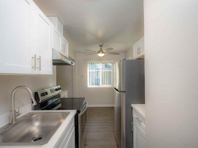 Palms at the Pruneyard 1 Bedroom Apartment for Rent at 1845 S Bascom Ave, Campbell, CA 95008 East Campbell