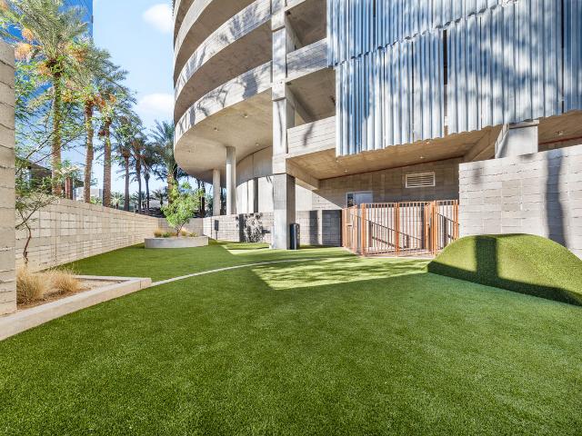 PALMTower 2 Bedroom Apartment for Rent at 440 E Van Buren St, Phoenix, AZ 85004 Downtown Phoenix