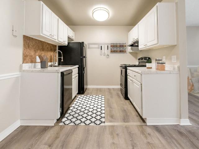 Palmview Cove Apartments 2 Bedroom Apartment for Rent at 3151 S Babcock St, Melbourne, FL 32901