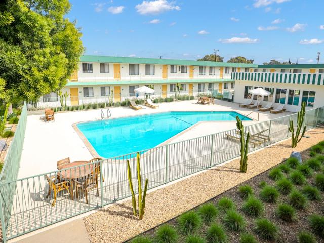 Paloma 1 Bedroom Apartment for Rent at 4800 Clair Del Ave, Long Beach, CA 90807 Bixby Knolls