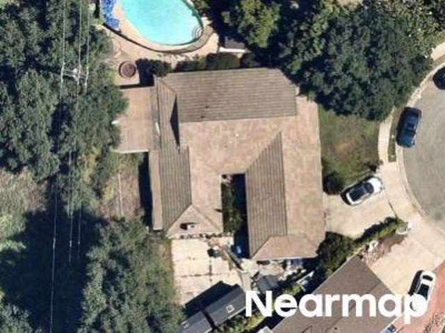 Palomar Dr