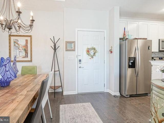 Palomino Ct, Cherry Hill, Condo For Sale