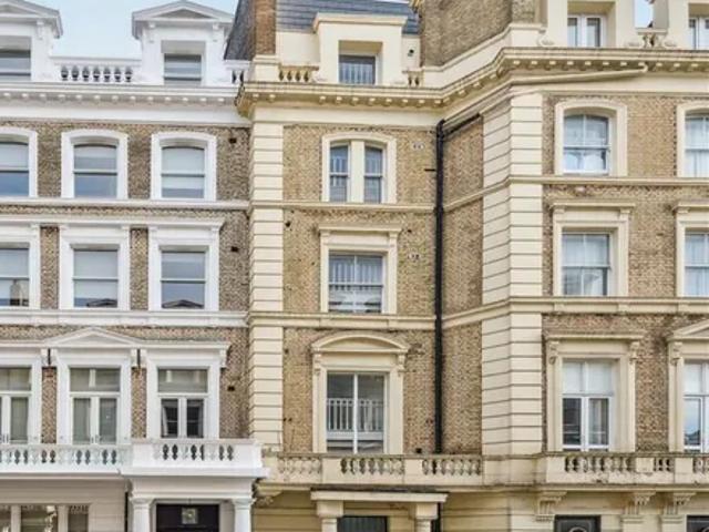 Papa Roma, 6 Glendower Place, London, SW7 3DP, United Kingdom | 1 bed apartment for rent #121117106 | Rentberry