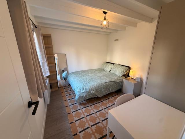 Part time let of self contained studio with patio
