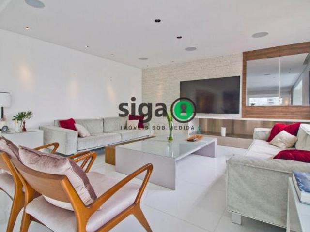 partamento De Luxo Mobiliado À Venda No Campo Belo | 442 m² | Andar Alto | 4 Suítes | 6 Vagas | Club