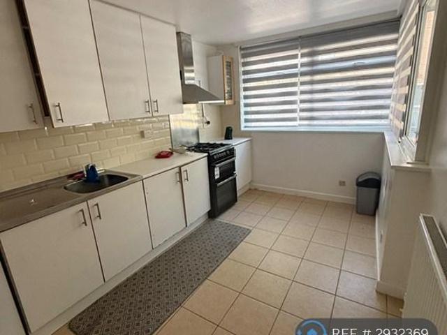 Partington Close, London, N19 4 bed flat to rent £3,400 pcm £785 pw