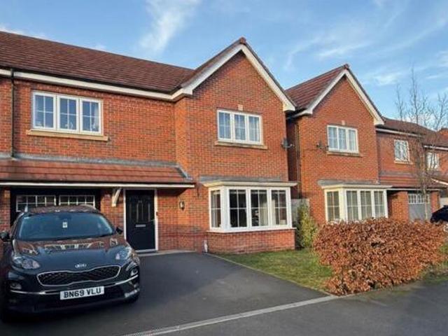 Partisan Green, Kingswood, 4 Bedroom Detached