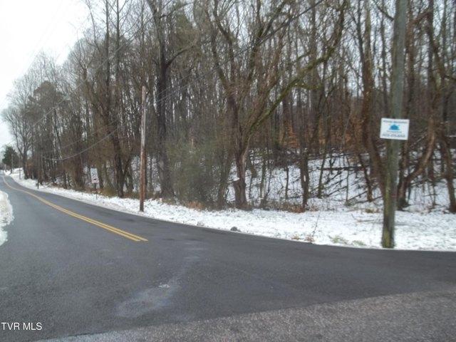 Par 17 01 Walnut St, Mount Carmel, TN 37645