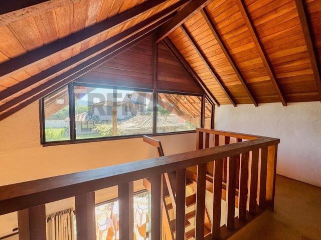 Para alugar casa estilo chalé mobiliado a 100 metros da Praia da Marina em Armação dos Búzios