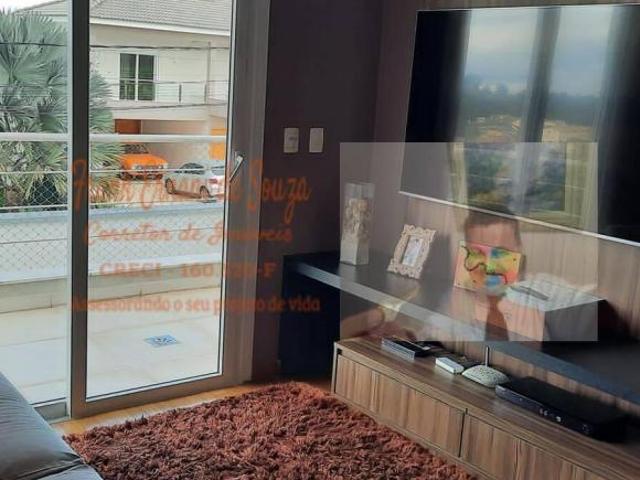 Para quem busca o melhor, linda casa a venda, em condomínio Cotia